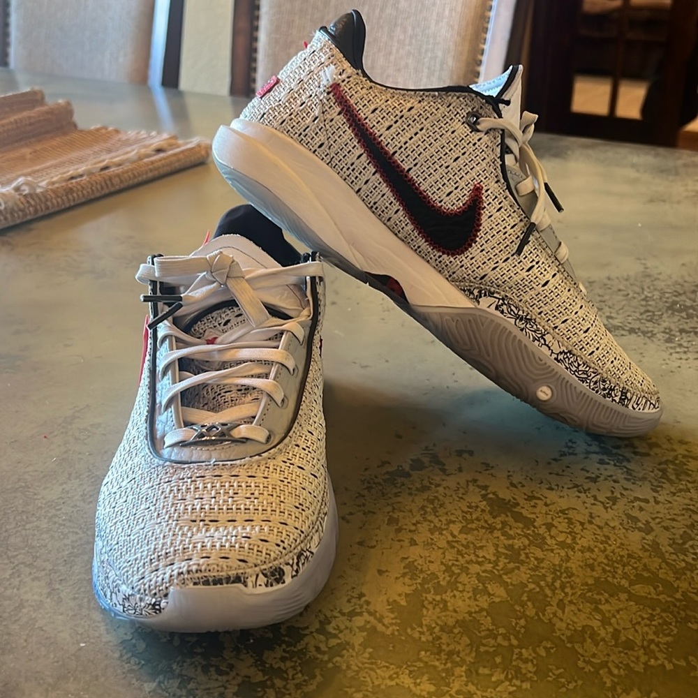 Nike Lebron Xx “Pink Diamond Collection”Basketball Sh… - Gem